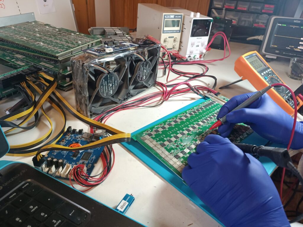 Reparación de mineros - Asic Miner Repair